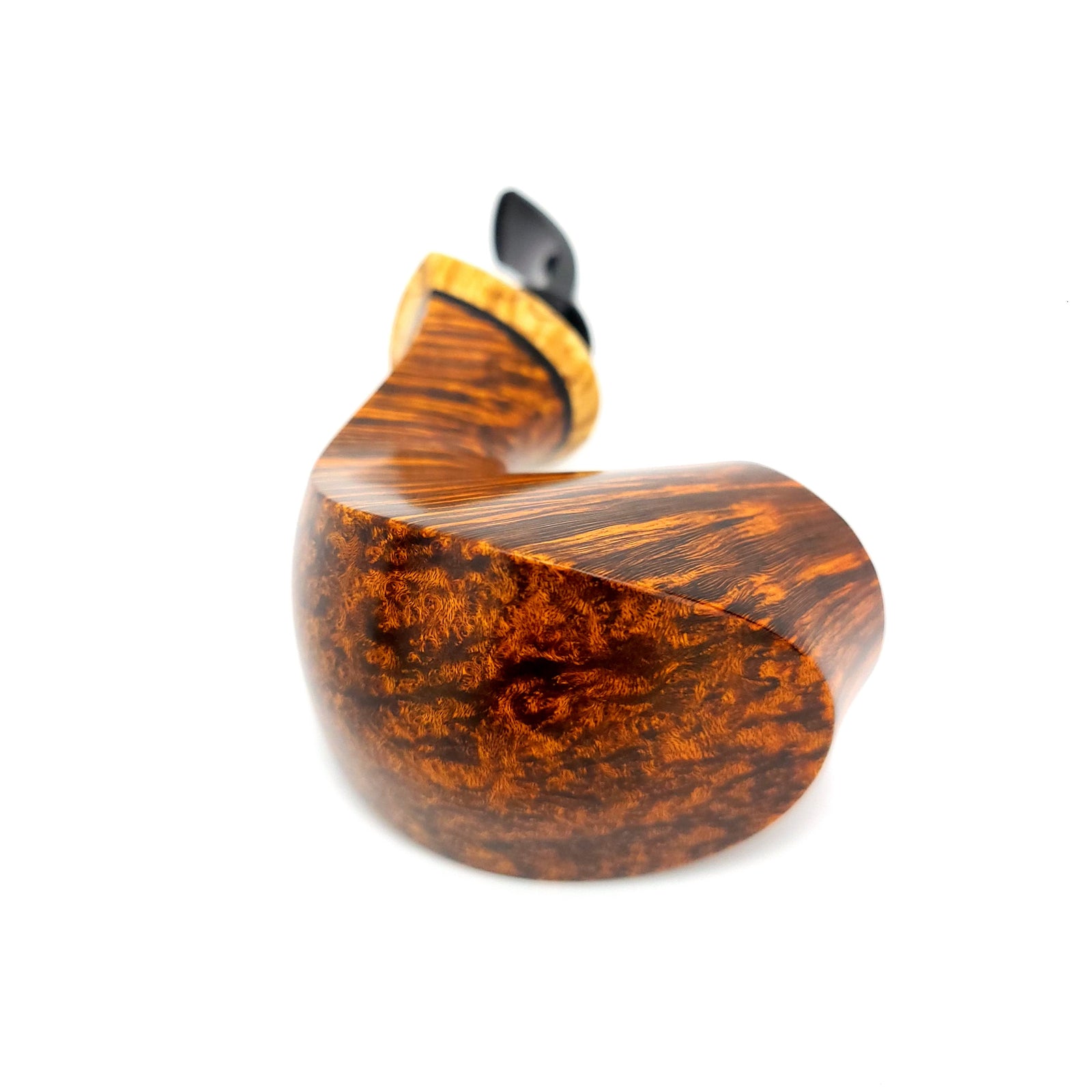 CigarPi: Premium Cigars, Pipe tobacco, Smoking Pipes online shop.